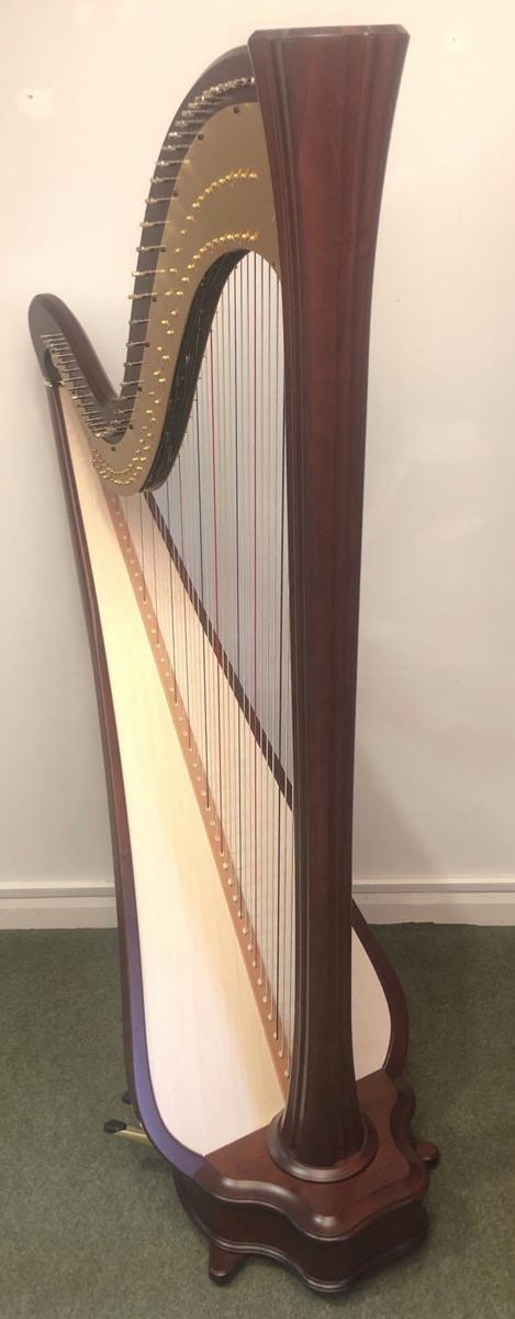 Salvi Daphne 47 SE Pedal Harp: Walnut - in Stock