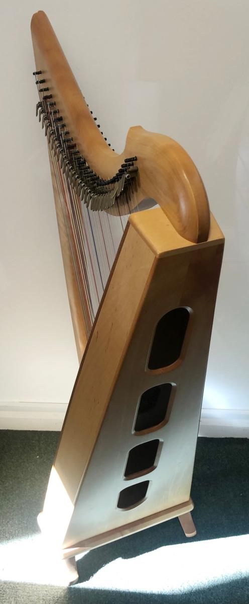 Triplett Sierra 30 Lever Harp (with Flight Case) Second Hand - in Stock