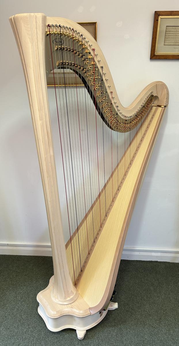 Salvi Daphne 47 SE Pedal Harp: Maple - In Stock - P23870